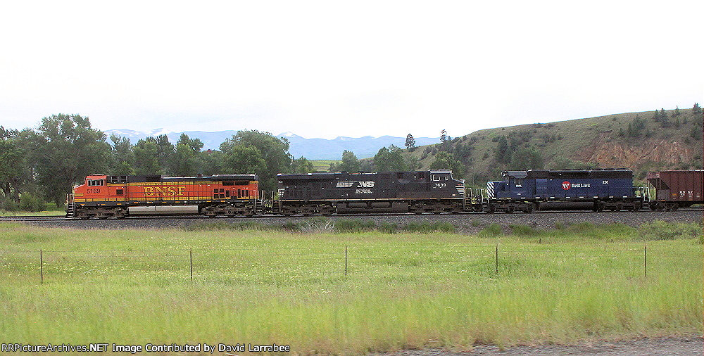 BNSF 5169